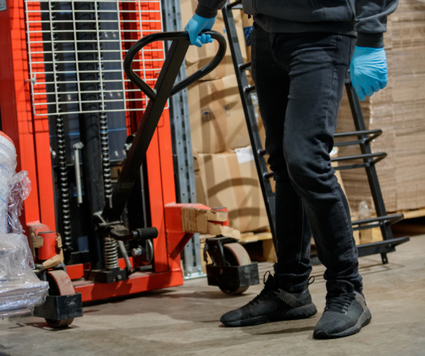 A guide to manual handling equipment | WA Management